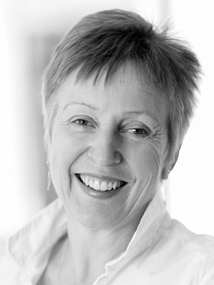 Kellogg welcomes first Royal Literary Fund Fellow - Kellogg College