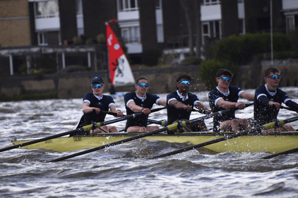 Kellogg student Noah races in the Lightweight Boat Race for Oxford ...